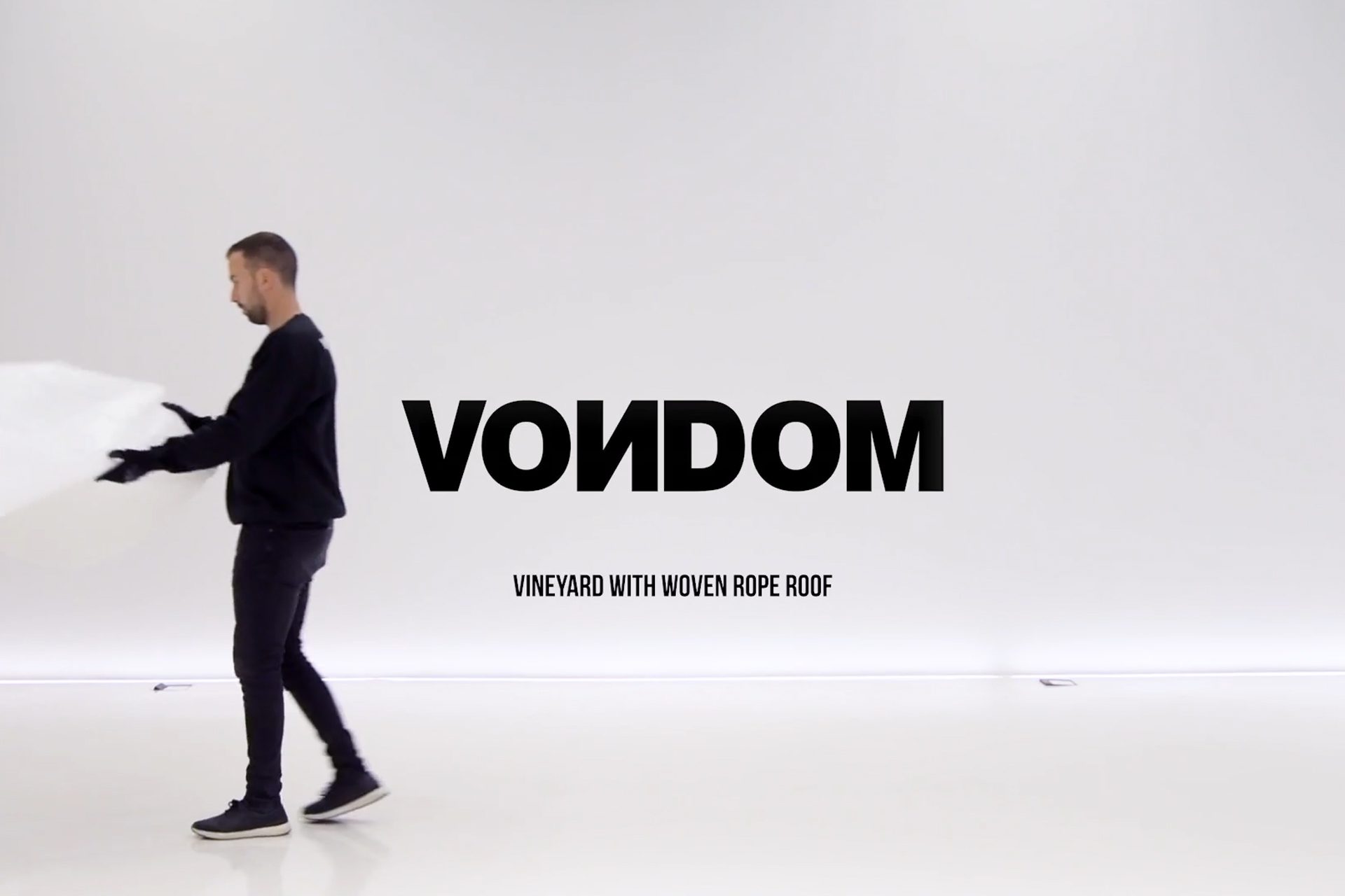 Assembly instructions | Vineyard Daybed with woven rope roof - Vondom USA